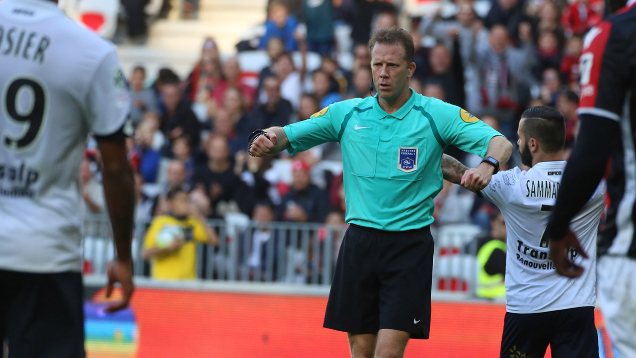 Olivier Thual au sifflet | Reims - Nice